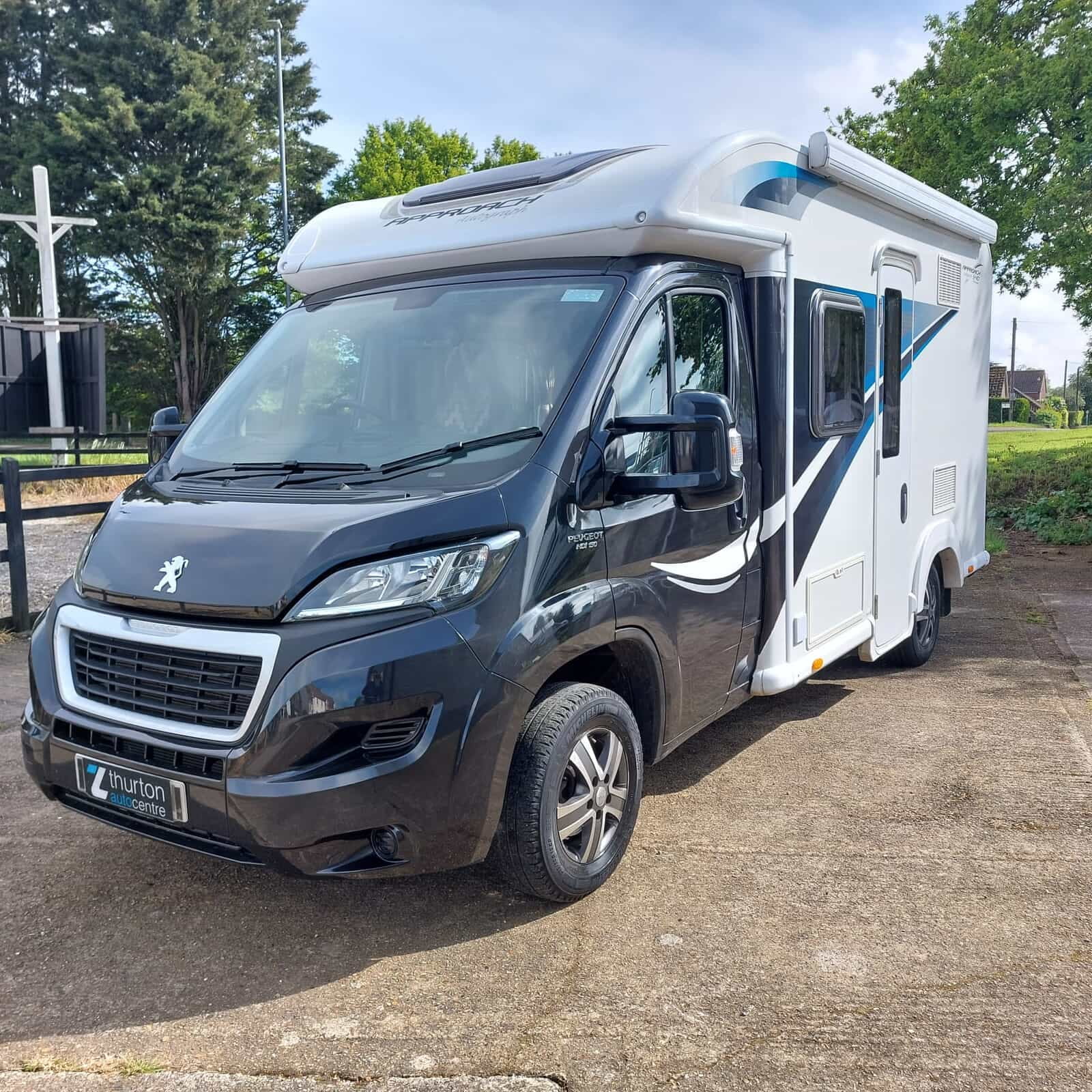 Motorhomes and Campers For Sale